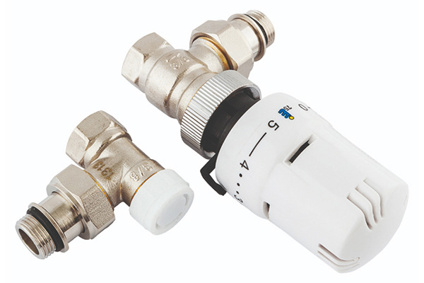 Fixation pour radiateur fonte : console et pied