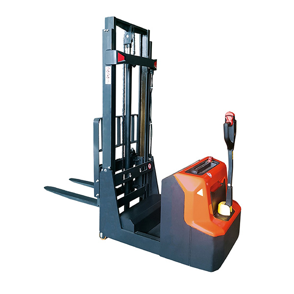 Chariot électrique mât rétractable - Manutention efficace